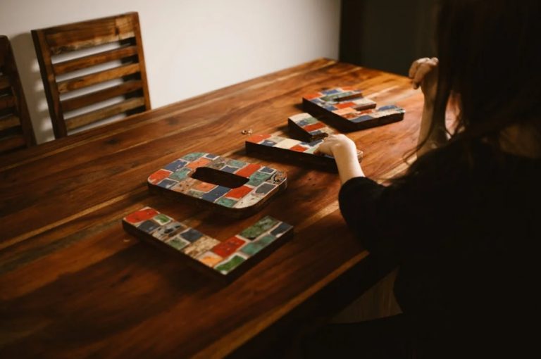 Navigating Bedwetting Treatment with Divorced Parents - TheraPee